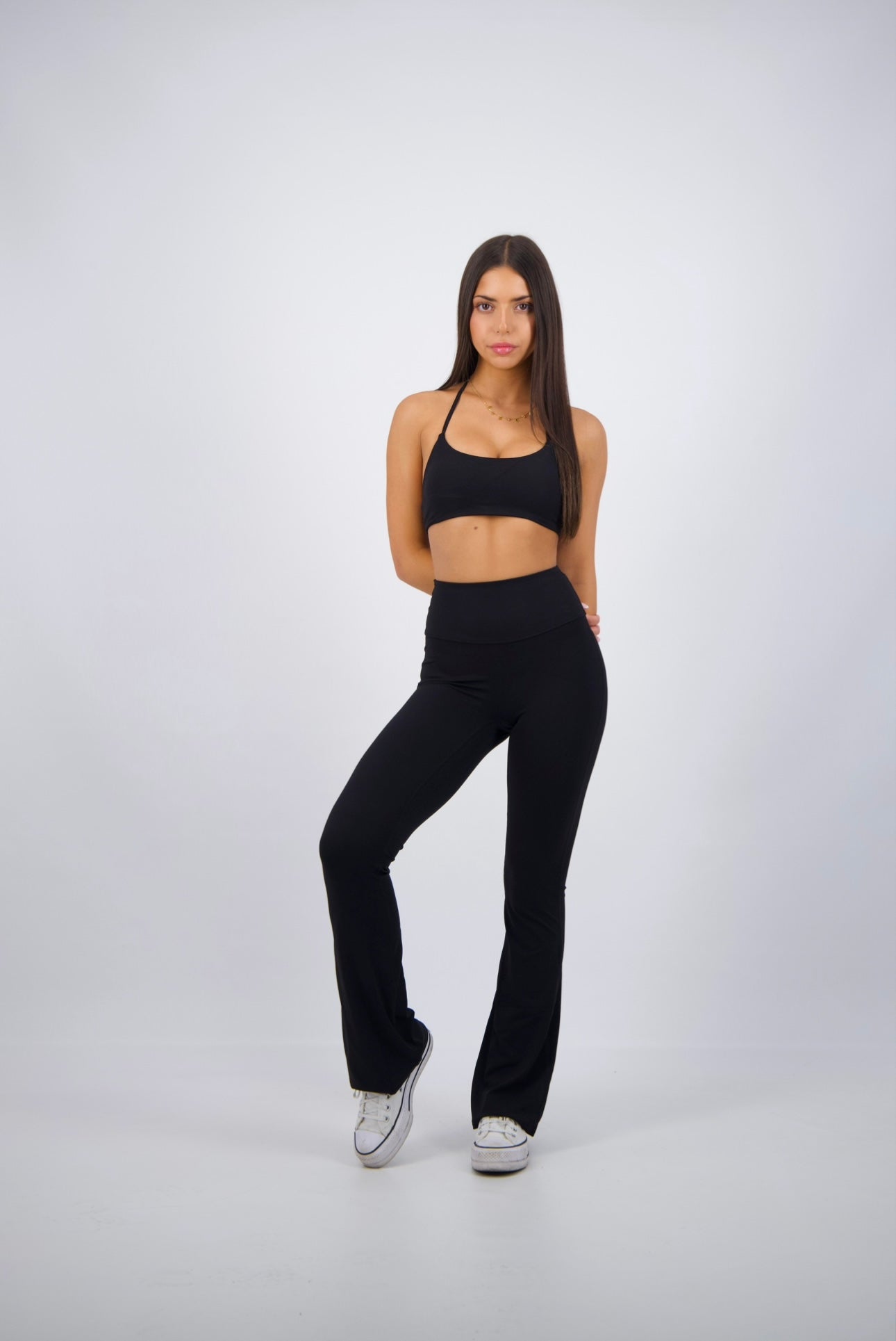 JET BLACK KLEO CROP – ELITE-N-TITLED